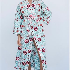 Zara | Kimonos & Yukatas | Bloggers Fav Zara Limited Edition ...